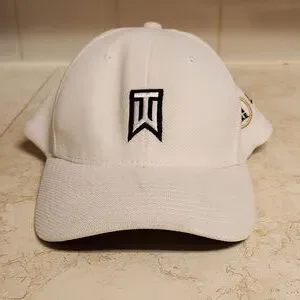 Nike | Accessories | Nike Tiger Woods White Flex Fit Golf Embroidered ...